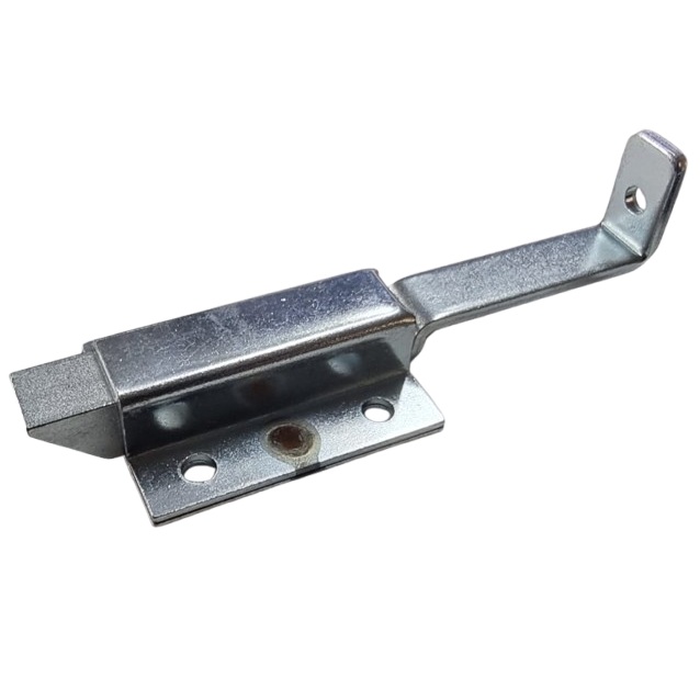 Gates: LATCH STEEL ZINC WITH 5.5mm HOLE ON THE PULL LEVER
